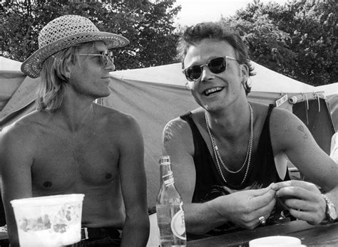 60 år Thomas Helmig Har Lukket Døre For At Verden Ku Blive Større Jyllands Posten