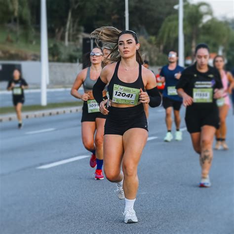 Iman Ali Dib Either Im In Cleats ⚽️👟 Or In High Heels 👠 😅 Instagram