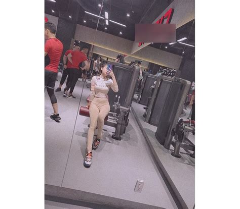 Không nổi rầm rộ như nhiều hotgirl khác nhưng xét về độ sexy cô gái này chắc chắn ăn đứt