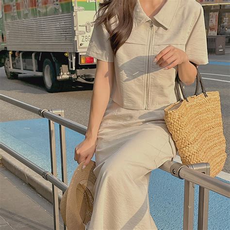 리리앤코 1천5백장 돌파 디아첸 크롭 집업 뒷밴딩 카고 투피스 세트 여름 신상 데일리룩 바캉스룩 여행룩 휴양지룩 데이트룩 캐주얼룩 유니크룩 나일론 반팔 지퍼 카라넥