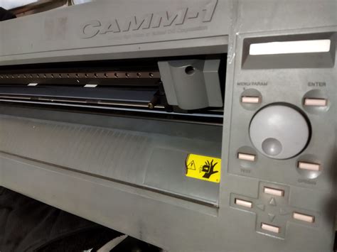 Un Roland Cx24 Plotters De Corte Reparación Plt
