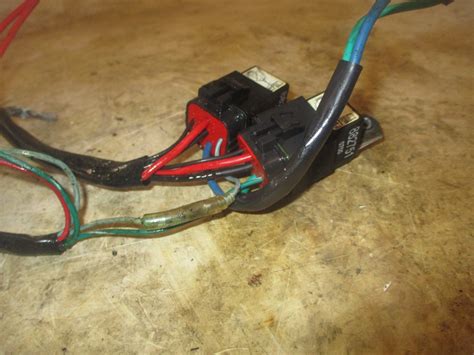 Mercury Optimax 90hp Outboard Tilt Trim Relays And Harness 84