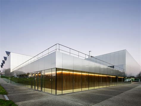 Acm Rainscreen System Alucobond Alpolic Husk Architectural Acm Rainscreen System Alucobond Alpolic Husk Architectural