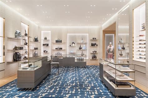 디올 현대百 판교점에 남성 부티크 오픈