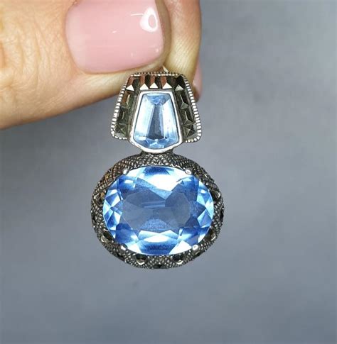 Срібний кулон — ціна 1483 грн у каталозі Кулони Купити аксесуари за