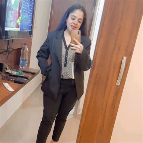 Charu Singhal Legal Associate Nayan Linkedin