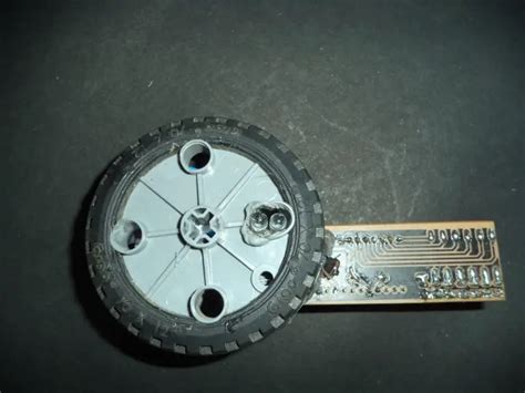 Spinningrotating Led Display Using Arduino Pov