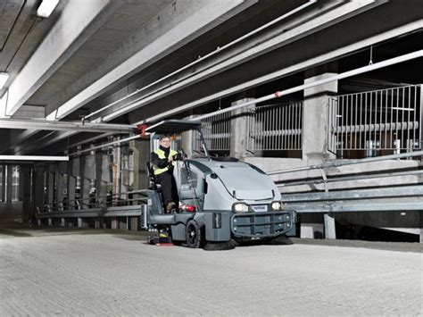 Advance Cs7000 Combination Sweeper Scrubber Bortek Industries®