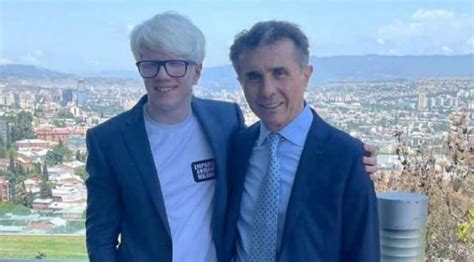 „გილოცავ მამა“ ბიძინა ივანიშვილი იუბილარია რამდენი წლის შესრულდა ქართველი მილიარდერი