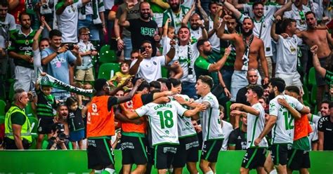 Previa El Racing Quiere Alargar Su Inmejorable Inicio Y El Sporting