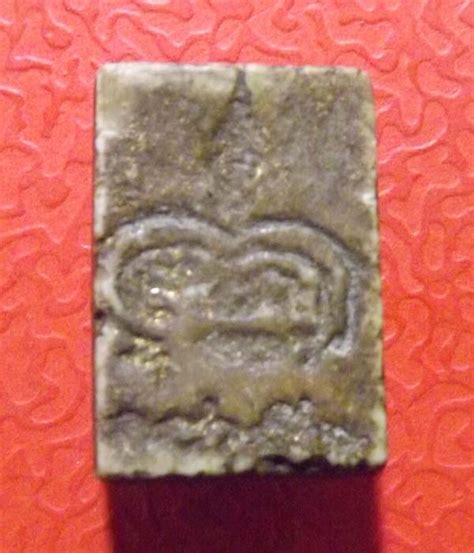 นางกวักหลวงพ่อกวย หลังยันต์ห้า เนื้อผงน้ำมัน นิยม ไม่แพง พระเครื่อง พระแท้ Webpra เว็บ พระ คอม