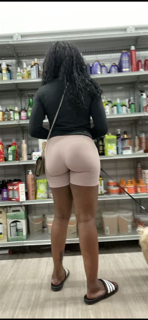 Ebony In Pink Spandex Shorts Spandex Leggings Yoga Pants Forum