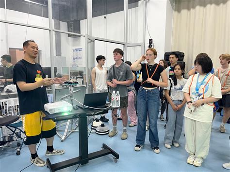 【新闻速递】西湖大学夏校学生来实验室参观交流 Shiyu Zhaos Lab