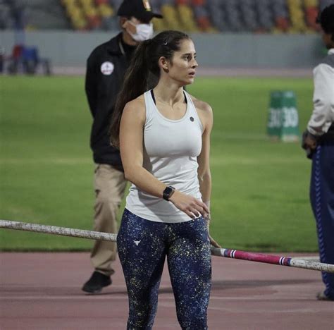 Allison Stokke Pole Vaulter Rprettyfamoussmokers
