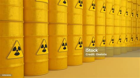 노란색 배경에 화학 물질 및 방사선 위험에 대한 경고가 있는 방사성 저장 탱크3d 렌더링 0명에 대한 스톡 사진 및 기타 이미지 Istock