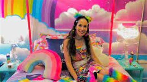 Lisa Frank Biography Age Height Birthday Career And Net Worth