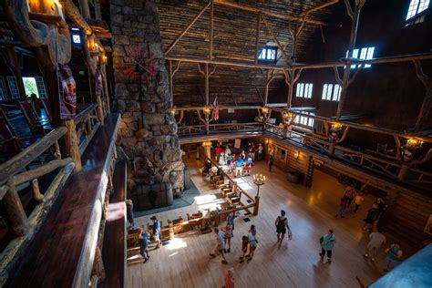 How To Visit The Crows Nest At The Old Faithful Inn Yellowstone