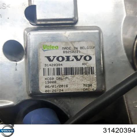 31420394 Volvo Габарит передний правый