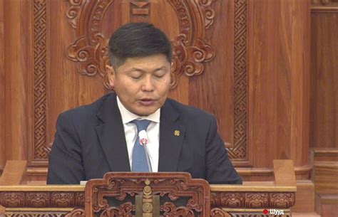 Хуульзүйн сайд Х Нямбаатар Гадаадын иргэдийг хохироосон хэргүүдийн талар мэдээлэл өглөө E Mn