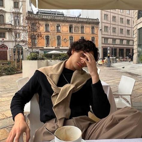 Old Money Aesthetic Vintage Outfits For Men Rich Italian New York European Fashion Ideas