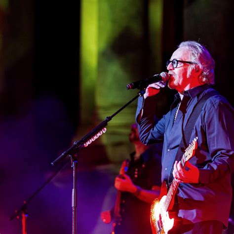 Tozzi Non Sta Ancora Bene Saltano Di Nuovo I Concerti A Palermo E