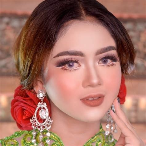 Renata Rere Renataweding On Threads