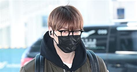 강다니엘 스포트라이트 받는 비주얼 포토엔hd