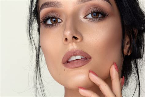 Eye Make Up Guide For Every Shape And Color