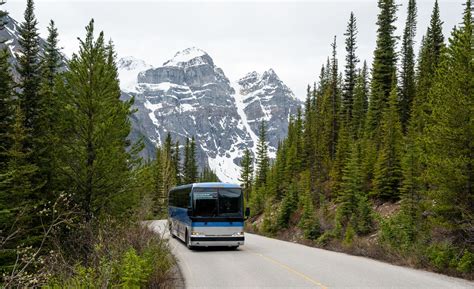 How To Get To Moraine Lake In Banff National Park Banff And Lake Louise