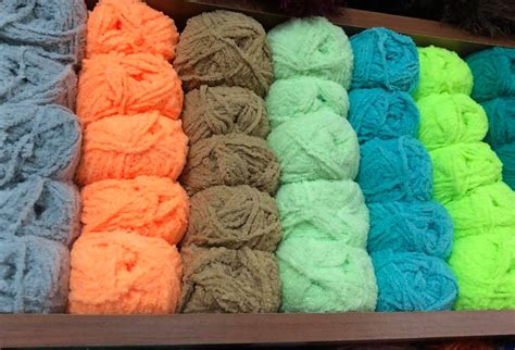 ძაფების მაღაზია ათასი ძაფების მაღაზია ათასი წვრილმანი