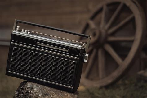 레트로 라디오 수신기 프리미엄 사진