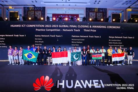 Pakistani Students Bag Top Positions In Huawei Ict Competition