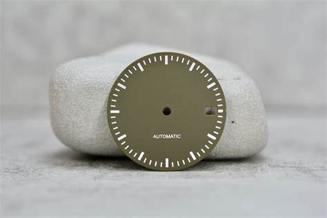 Sterile Hemlock Green Dial W White Markers Date Only 285mm