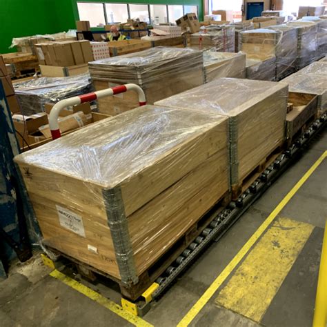 pallet buffer conveyors north conveyors expert conveyor advice