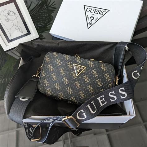 Сумочка Guess кросс боді міні лого — ціна 1130 грн у каталозі Крос боді Купити аксесуари за