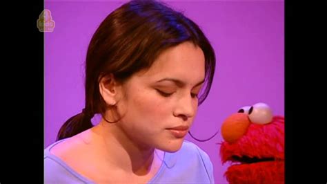Norah Jones And Elmo On Sesame Street Youtube