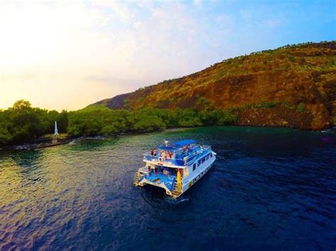 Body Glove Dinner Cruise Konas Best Sunset Dinner Cruise With Live