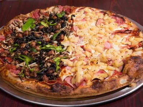 Pizza Delano Tonys Pizza Delano
