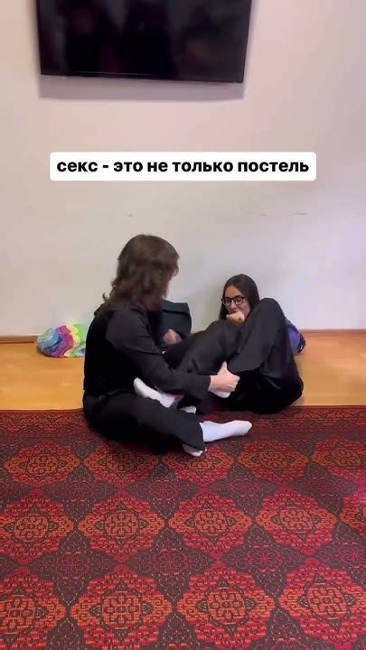 когда на групповой терапии девушка предложила заняться сексом Youtube
