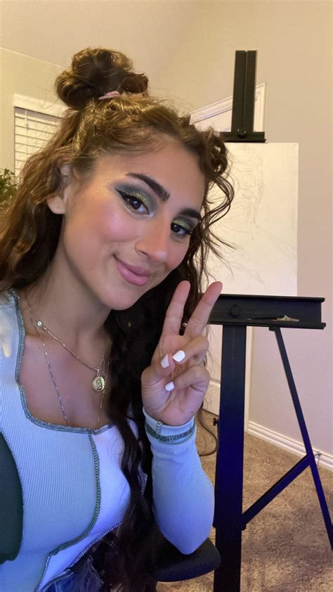 She Needs A Fresh Load On Her Face R Lotsofbunniessexy