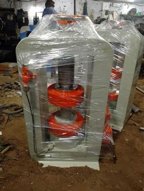1000 Kn Hand Machine At Rs 37000 Cube Compression Testing Machine In New Delhi Id 2851516368173