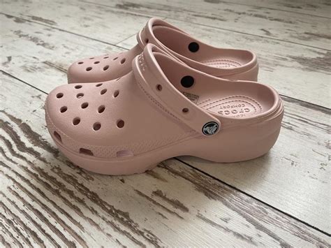 Крокс Crocs — ціна 1035 грн у каталозі Шльопанці Купити жіночі речі за доступною ціною на Шафі