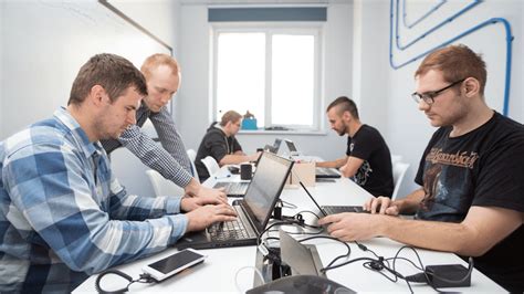 Профессия разработчик на Java джава чем занимается зарплата работа