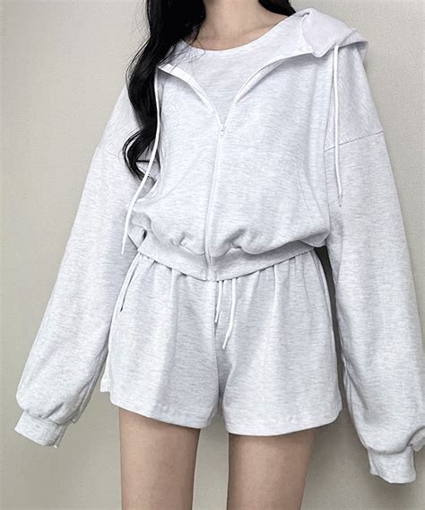 [쓰리피스 아방핏💗] 후드집업나시반바지세트 트레이닝복세트 트레이닝복셋업 추리닝세트 츄리닝셋업 A라인팬츠 나시 가오리핏후드집업 아방핏후드집업 봄집업 여름 백염 그레이 블랙