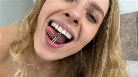 Giantess Loves The Struggle Sexsweetblonde Clips4sale