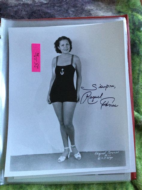 Raquel Torres Autograph Williamsburg Nostalgia Fest