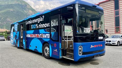 Yutong First Delivery Of Ic12e In Europe Italian V I T A Introduces A Fleet Of 10 E Buses For