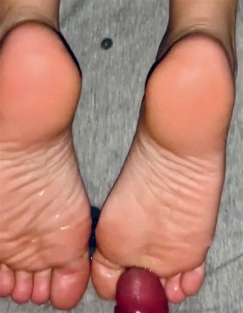 All Over My Soles Scrolller