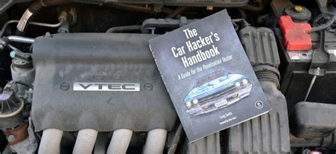 Books You Should Read The Car Hackers Handbook Hackaday