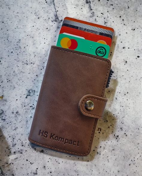 Premium Kompact Dark Hs Kompact